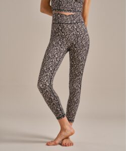 BAM Clothing: Activewear that moves us forward
