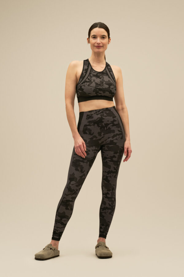 Flexa Seamless Crop Top (Black/Slate) | BAM Clothing
