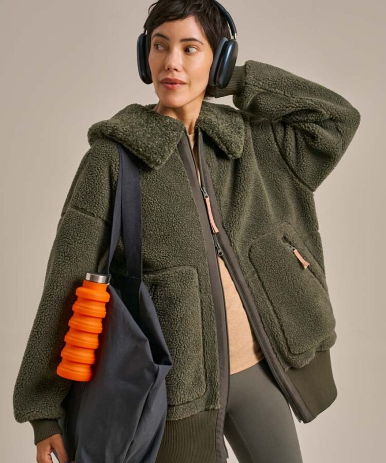 The Embrace Chuck On Fleece | BAM Clothing (New Khaki / Desert Sage)