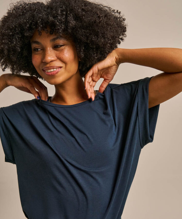 Free Flow Top | BAM Clothing (Mariner Navy)